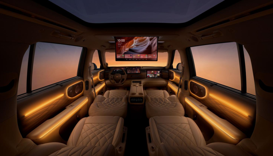 智己LS9：30万级大六座SUV的“技术屠杀”？_腾讯新闻