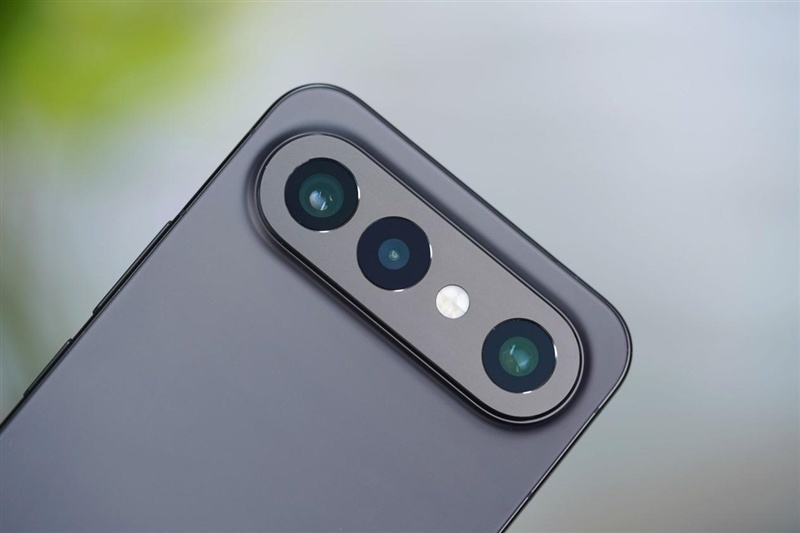 稳步迭代，全面超越：vivo S50 Pro mini 评测：小直屏旗舰的进化标杆_腾讯新闻