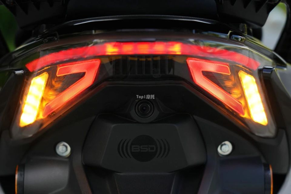 250踏板配置天花板，赛科龙RT5上市，到手价仅22988元_腾讯新闻