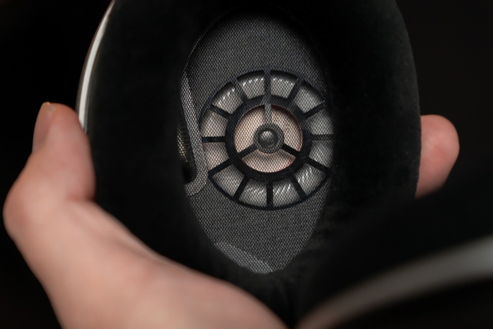 森海塞尔HD550评测：既要HD650的醇厚 又要HD600的灵性 它是目前最优解_腾讯新闻