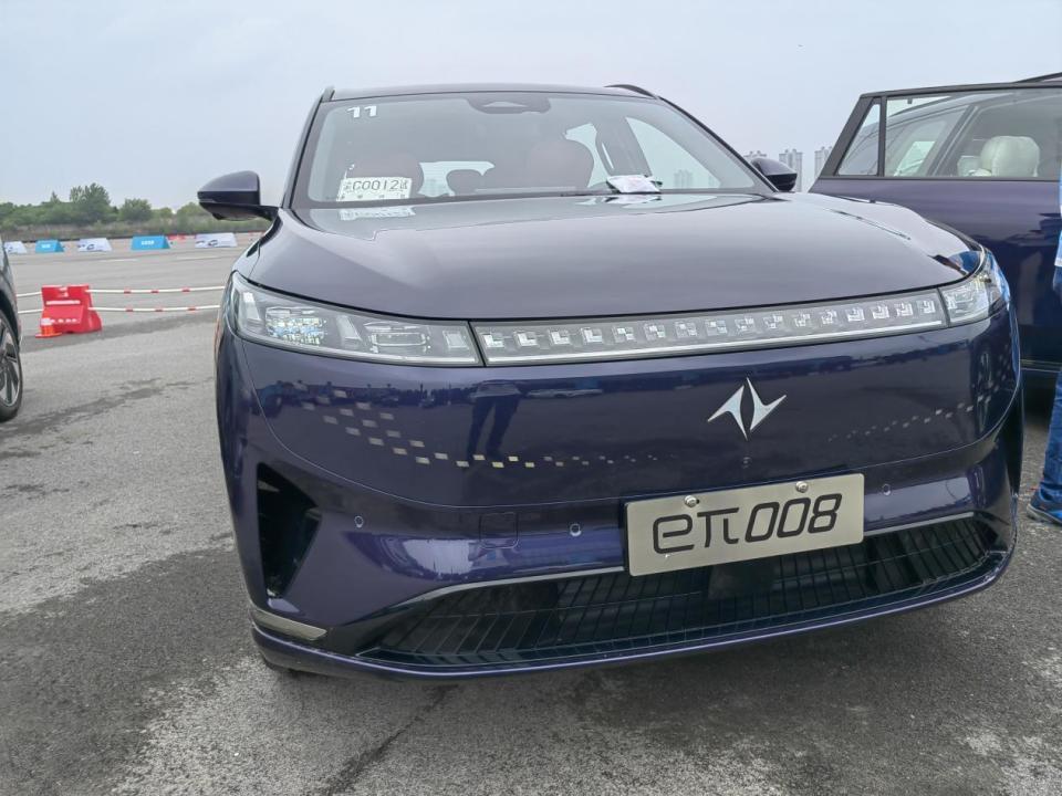 叫板L8单挑C16？东风奕派008动态试驾报告_腾讯新闻