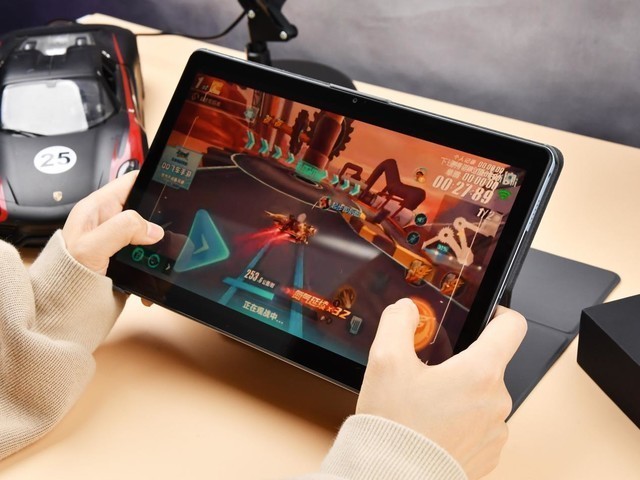 评测：ZUI14配天骄学堂 联想小新Pad性能应用全解读_腾讯新闻