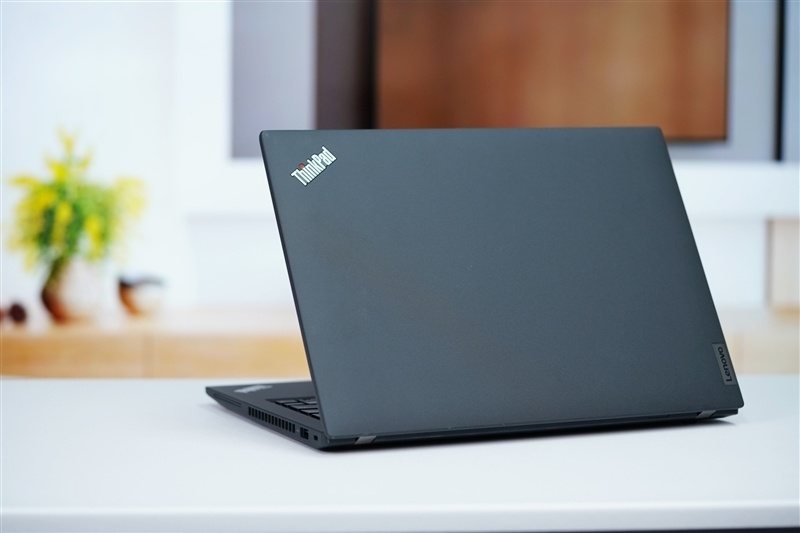 AI PC商用本先锋之作 联想ThinkPad T14 Gen4锐龙版评测_腾讯新闻