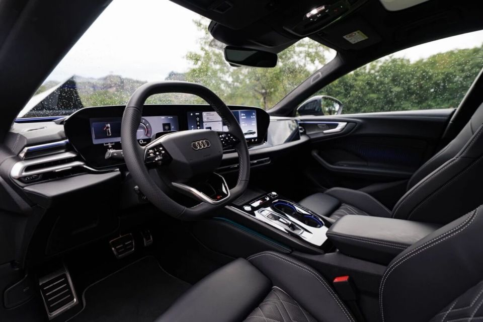 25.99万元起+华为乾崑智驾，上汽奥迪A5L为啥还是卖不动？_腾讯新闻