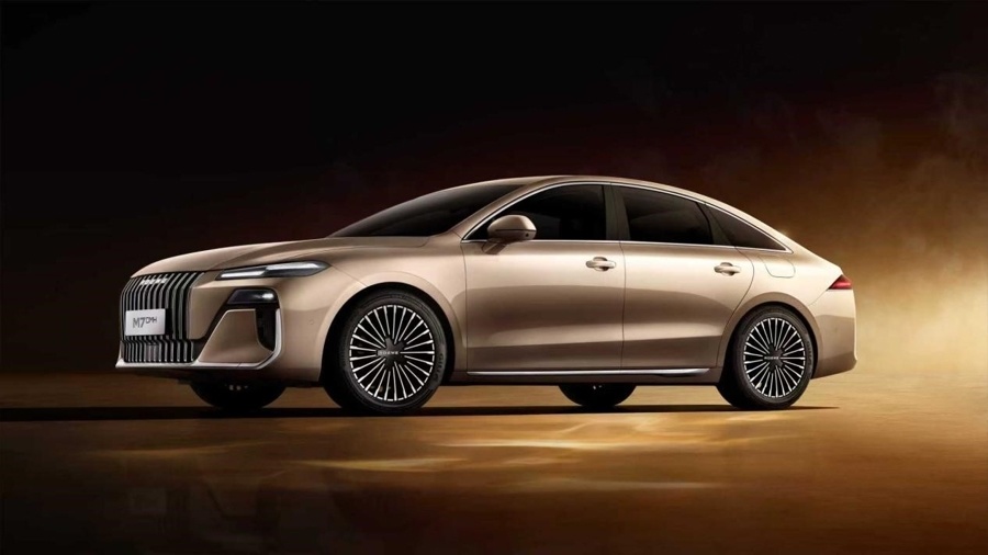 荣威M7 DMH成都车展开启预售，全球首发的豆包推理大模型即将“上车”_腾讯新闻