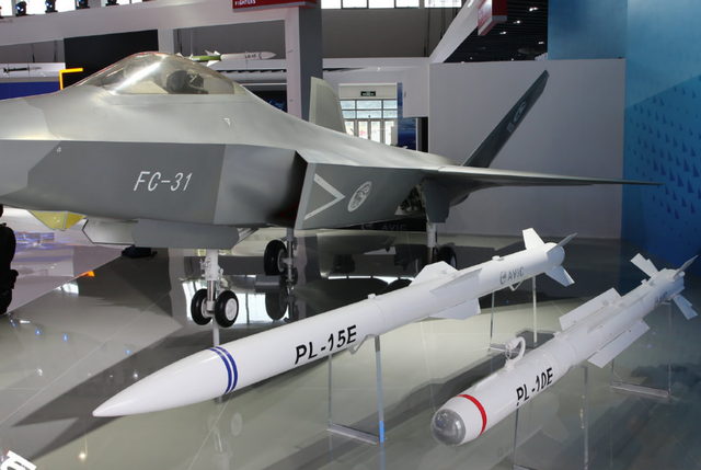 128亿人民币，买20架歼10和240枚霹雳15，巴军为中烈度战争做准备_腾讯新闻