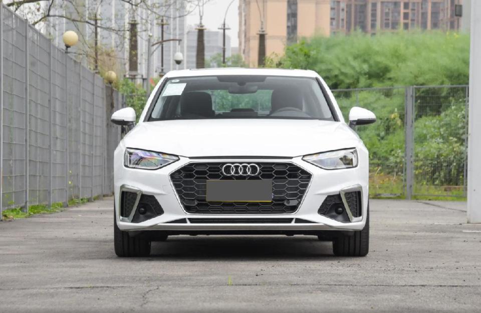 月销7638台，历经数十年打磨，奥迪A4L还是同级绕不开的选择？_腾讯新闻