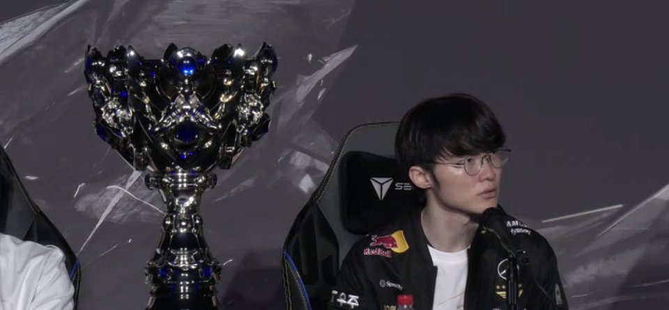 Faker：对于游戏本身年龄不是问题；Doran：拿到冠军很开心_腾讯新闻