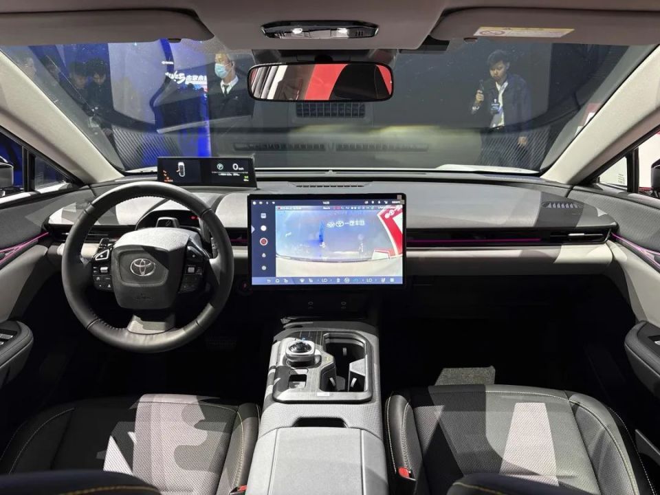 6月上市！一汽丰田bZ5预售13-16万_腾讯新闻