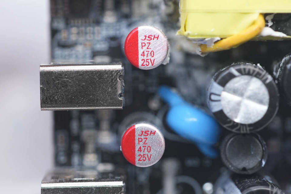 售价80元值不值得买？联想thinkplus 30W氮化镓充电器拆解_腾讯新闻