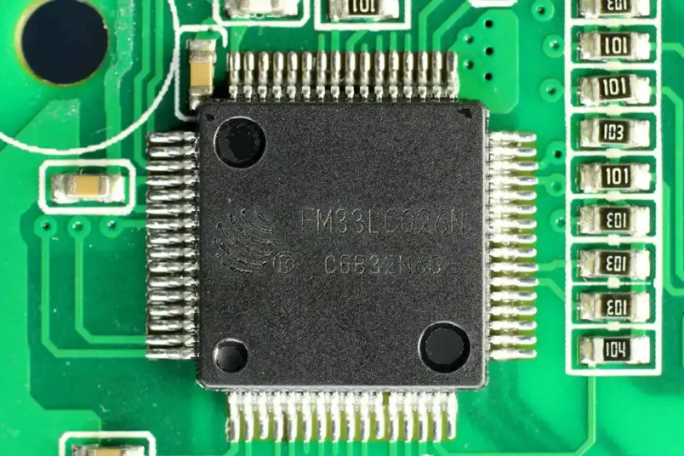 户外电源想实现高效管控？不如先来看看这些MCU芯片应用案例_腾讯新闻