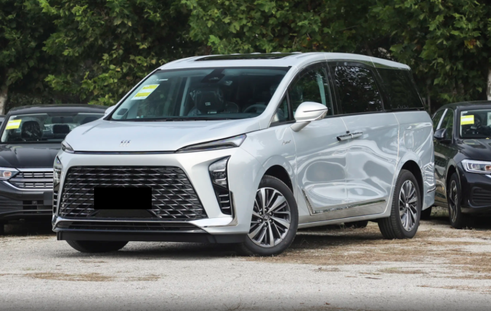 推荐尊享版车型，全系标配48V轻混系统，26款别克GL8购车指南来了_腾讯新闻