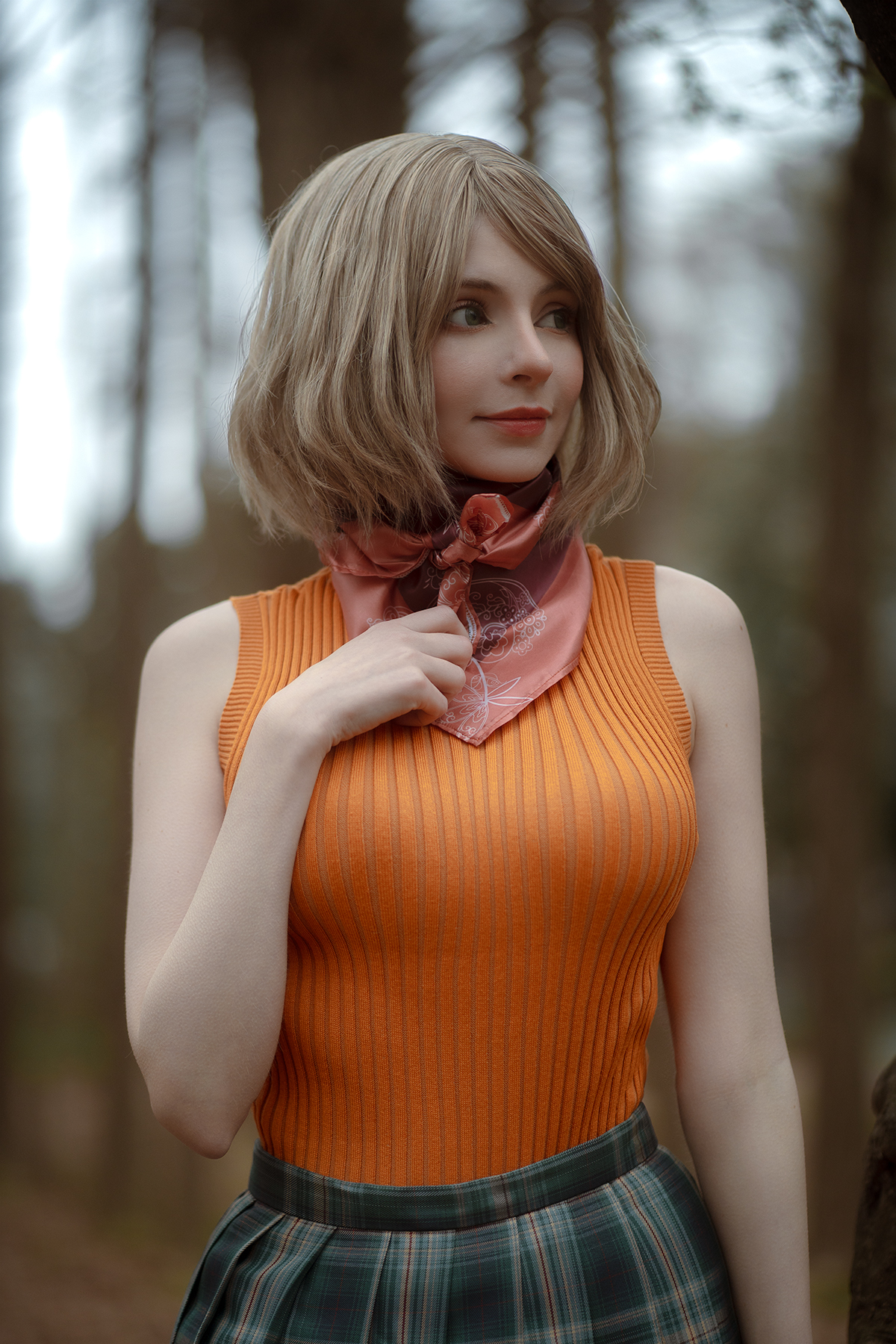 《生化危机4重制版》阿什莉的形体模特小姐姐晒出其COS照片