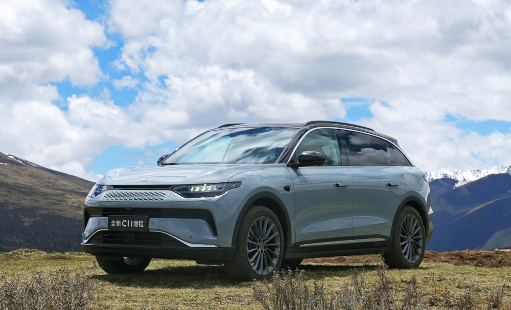 三排六座+激光雷达+8295P！零跑C16配置分析，卖低价全因C11_腾讯新闻