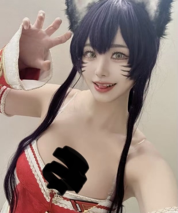 “Faker阿狸女粉再次COS合照”火了，粉丝热议，一年不见长大了_腾讯新闻