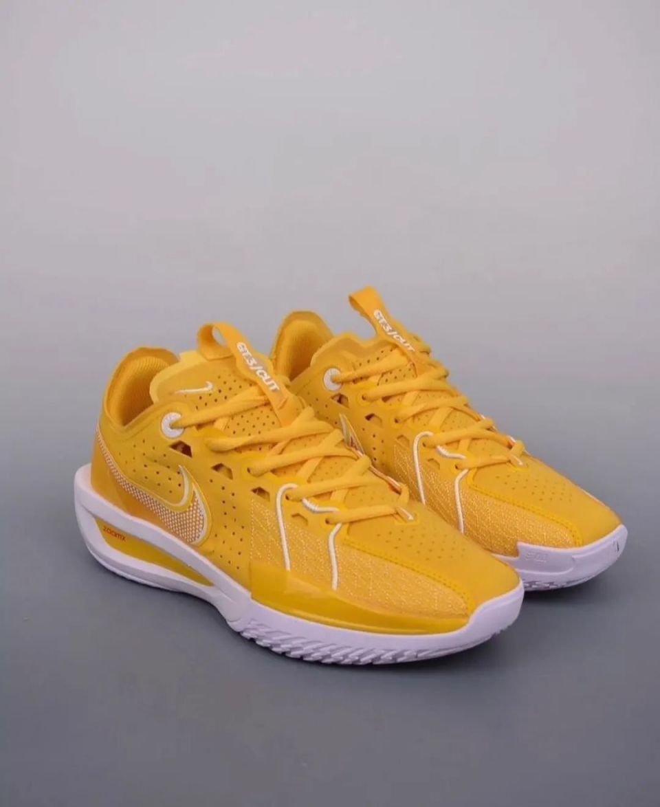 Nike G.T. Cut 3 多款配色集中曝光！_腾讯新闻