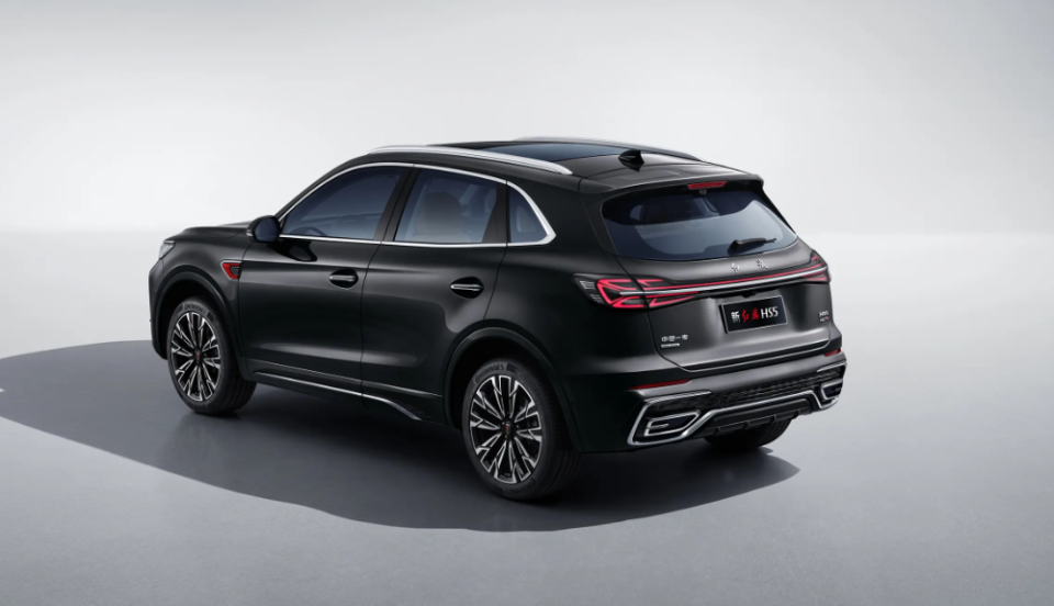 换装2.0T高效发动机，还有8AT变速箱加持，全新红旗HS5开起来如何？_腾讯新闻