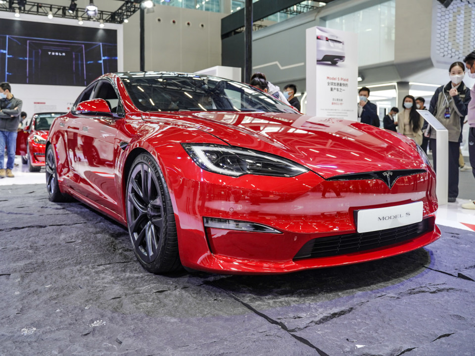 最高续航600公里！奥迪E6L有望国产 竟是保时捷同平台？_腾讯新闻