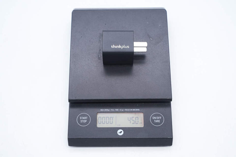 售价50不到值不值得买？thinkplus 30W迷你氮化镓充电器拆解_腾讯新闻