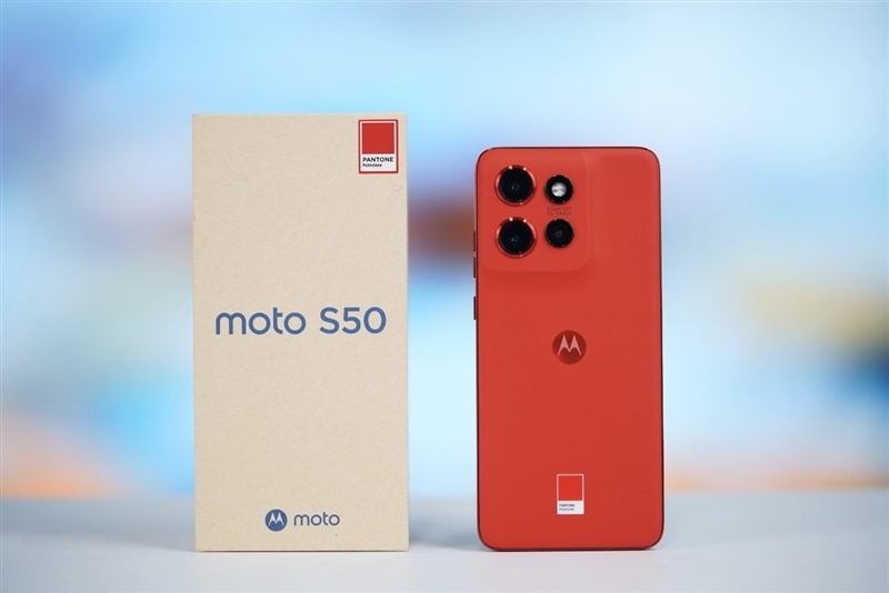 联想的第一款耐用神机！联想moto S50评测：硬核特种兵称号并非浪得虚名_腾讯新闻