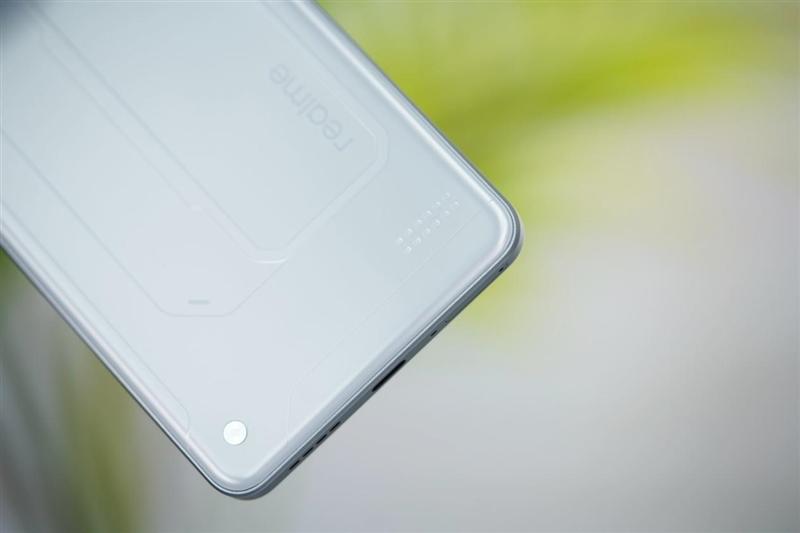 性能、续航双屠夫！真我Neo7 SE评测：2K档最懂年轻人的电竞手机_腾讯新闻