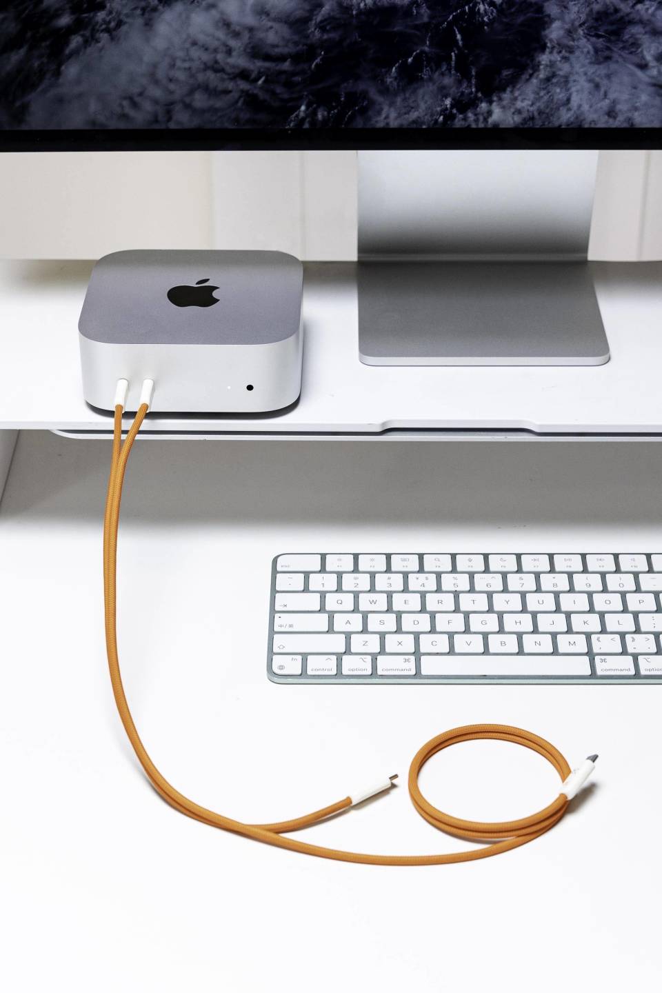 独家首测：全新 Mac mini 的 Type-C 接口能供电了？实测后，我们发现了苹果的秘密_腾讯新闻