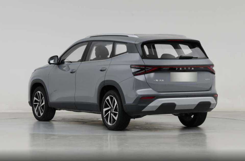 9.59万能买，配1.4T动力，捷达VS8实力如何？_腾讯新闻