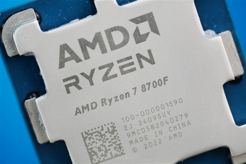 6K价位整机不二之选！AMD锐龙7 8700F评测：游戏、AI全方位战胜i5-14400F_腾讯新闻