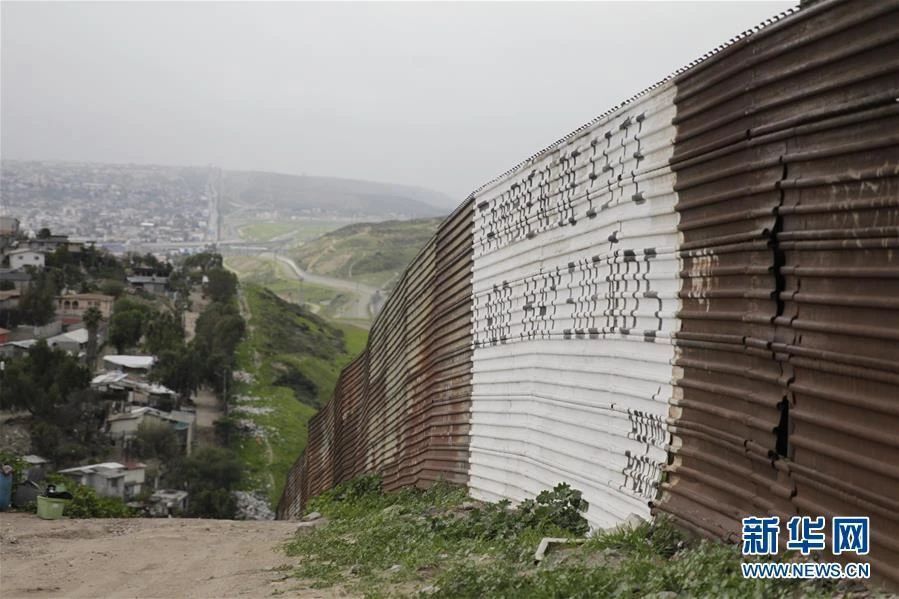 美国签证生变！特朗普：全部重新审查，反美将遭驱逐_腾讯新闻