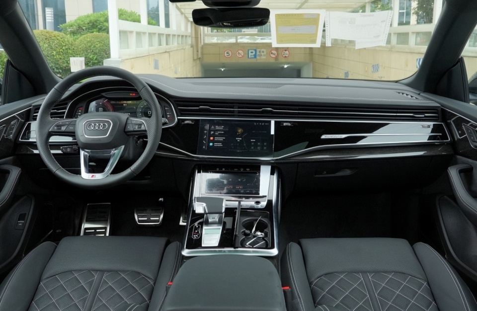 一汽奥迪Q9官图曝光！提供4/5/7座，配3.0T V6+48V轻混系统_腾讯新闻