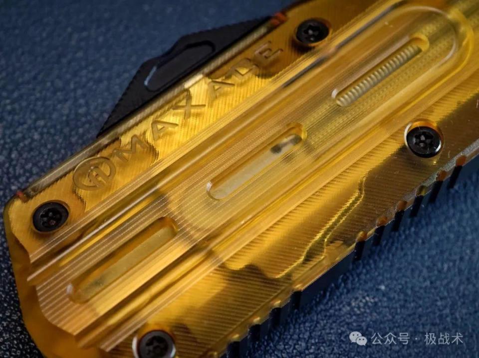 名牌直跳也能如此亲民？-MAXACE天王星OTF跳刀丨评测_腾讯新闻