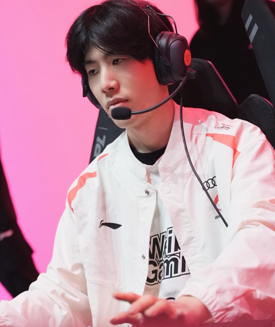 EDG向Theshy道歉上热搜，Theshy、WBG暂未回应_腾讯新闻