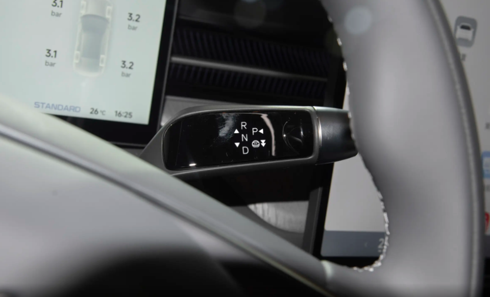 17.68万元起售，标配800V快充平台，25款小鹏G6表现如何？_腾讯新闻