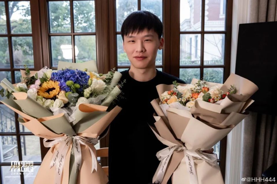 专访UP.H4cker：能打LPL很幸运_腾讯新闻