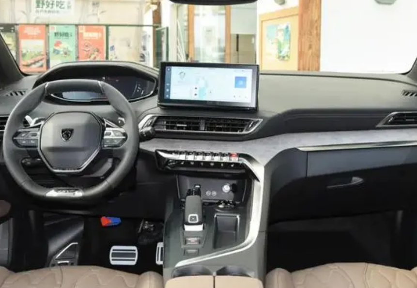 标配8AT＋211马力，7座合资SUV降到15.28万，却无人识货_腾讯新闻