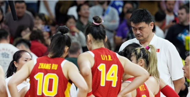 杨毅阴阳：分析中国女篮取消记者采访权 WCBA是最大女篮联赛？_腾讯新闻