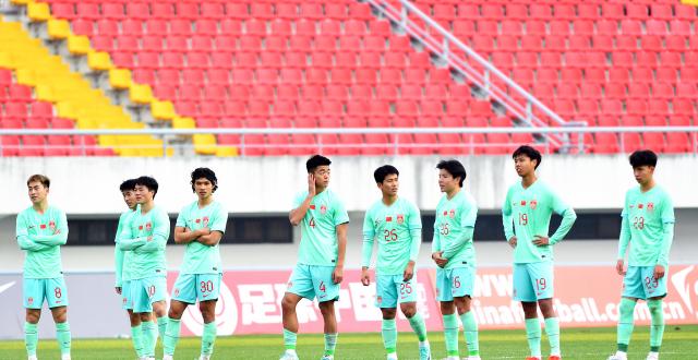 U22国足26人名单：向余望领衔！泰山2米01门将在列 国青8将获征召_腾讯新闻