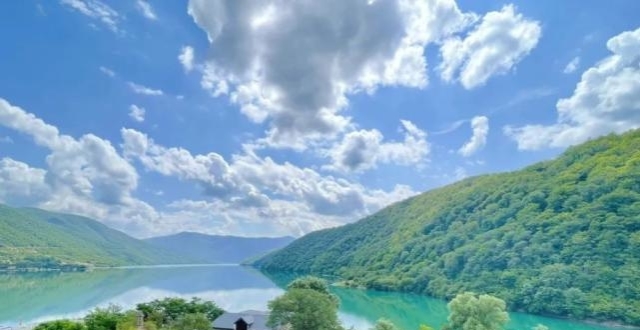 从格鲁吉亚之乱，看外高加索那些破事儿，俄罗斯：都是俺的地盘啊_腾讯新闻