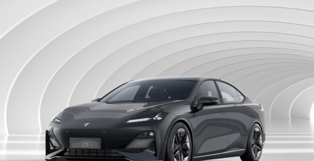 长安深蓝SL03 705纯电版对比特斯拉Model 3 比想象中还要超值！_腾讯新闻