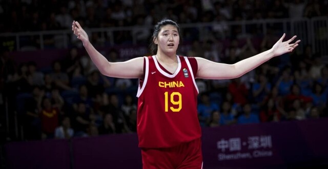 中国女篮U18末节崩盘79-96澳大利亚无缘冠军，张子宇42+14_腾讯新闻