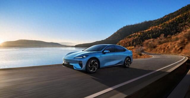 2026款深蓝L07上市，15万级唯一全系标配华为智驾轿车_腾讯新闻