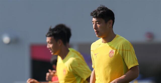 反腐风暴后，国足踏上卡塔尔亚洲杯“考场”_腾讯新闻