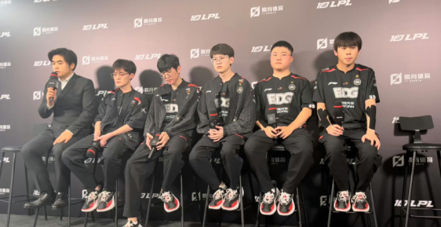 LOL：EDG中野“卖神”引热议，SMLZ直言居心叵测，换Leave吧_腾讯新闻