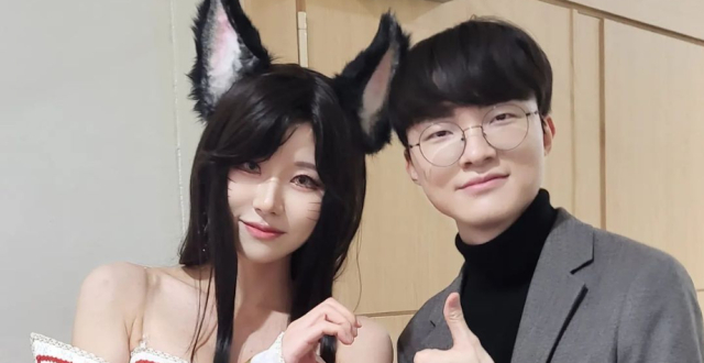 Faker名人堂皮肤卖4000？Rookie吐槽：LOL玩家这么有钱！_腾讯新闻