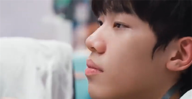 on承认心情不好就给elk甩脸，喊解散战队，结果被tabe教练训到哭_腾讯新闻