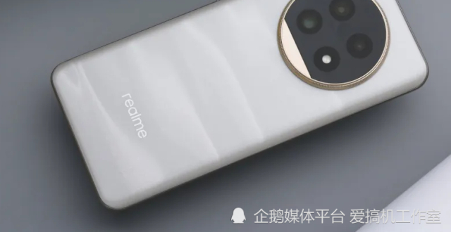 LYT600长焦首秀，真我13 Pro+评测：1999起的LYT701+骁龙7s Gen 2_腾讯新闻