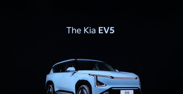 起亚 EV5 全球首发上市，售价 14.98 万元起_腾讯新闻