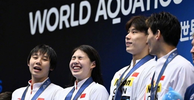 CCTV5直播篮球公园CBA介绍，APP转张雨霏+覃海洋等出战游泳世界杯_腾讯新闻