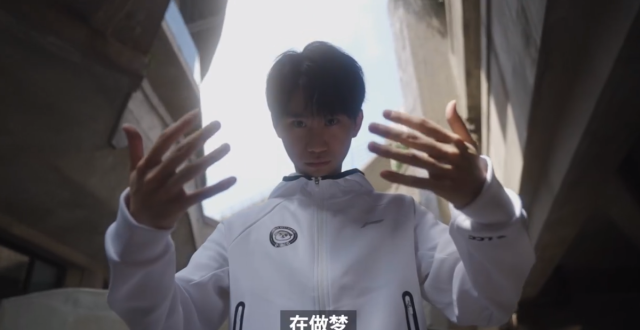 现役选手虐菜冠军给他！Letme谈Doinb破坏解说杯平衡_腾讯新闻