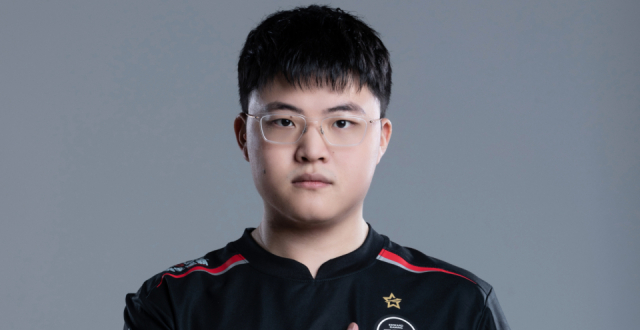 EDG迎战IG！Uzi重回赛场如愿首发！久违了永远滴神！_腾讯新闻